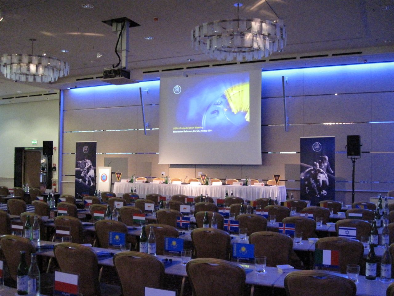 FIFA Hotel Meetings – smARTec